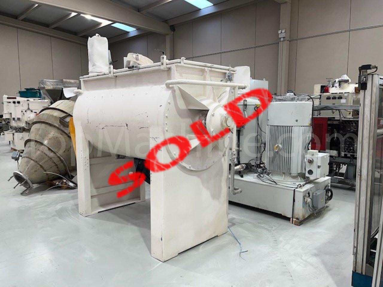 Caccia CPO 700 T used for sale